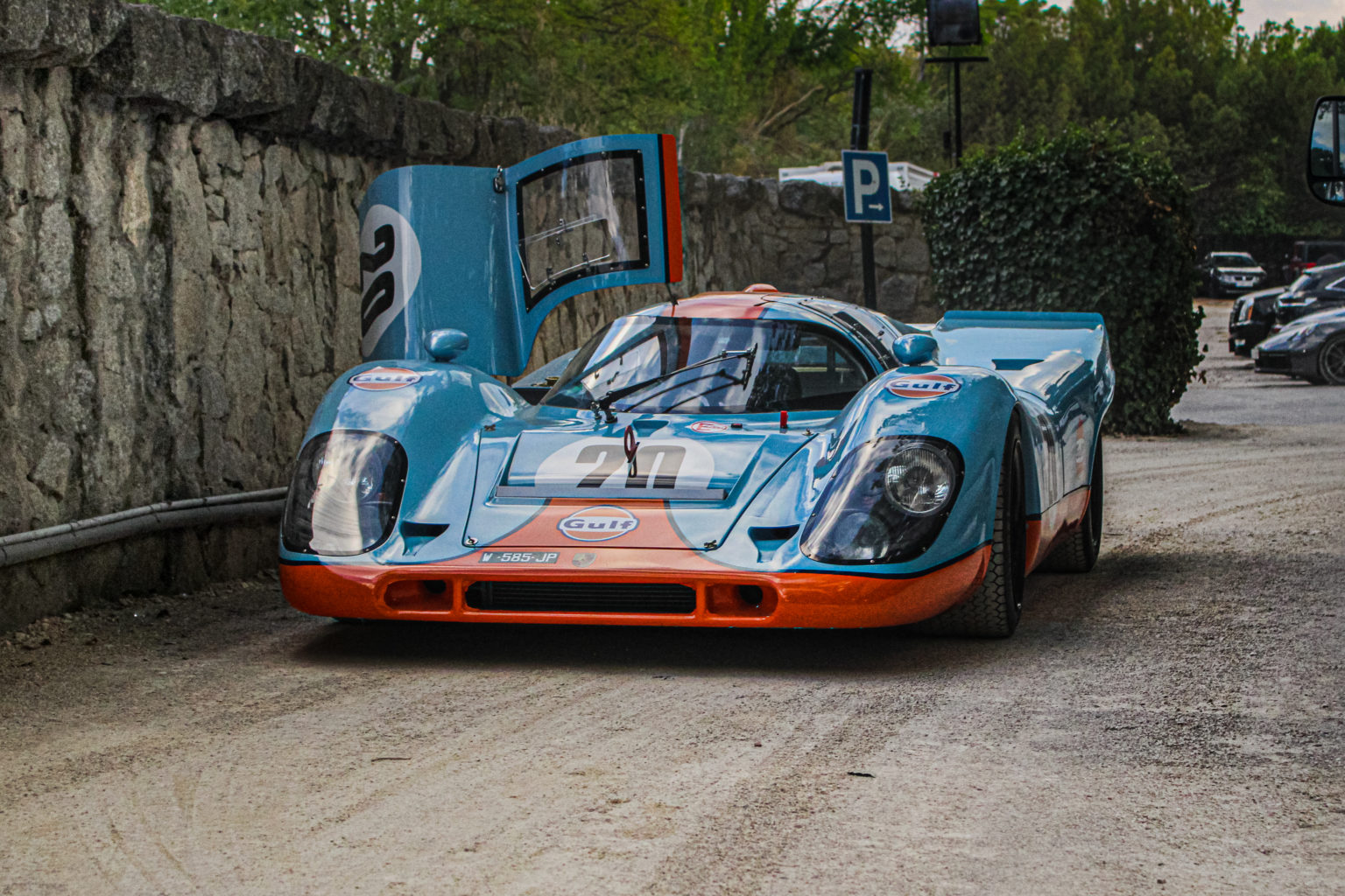 Conoce al Car Spotter Car.Alleway